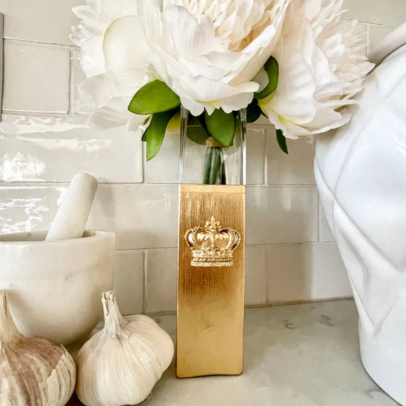 Susan Lange Crown Bud Vase – banburycrosskids